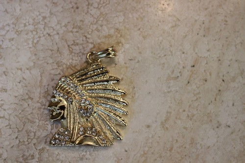 NWOT Fashion Jewelry Indian Chief w/ Headdress Pendant Gold Tone w ...