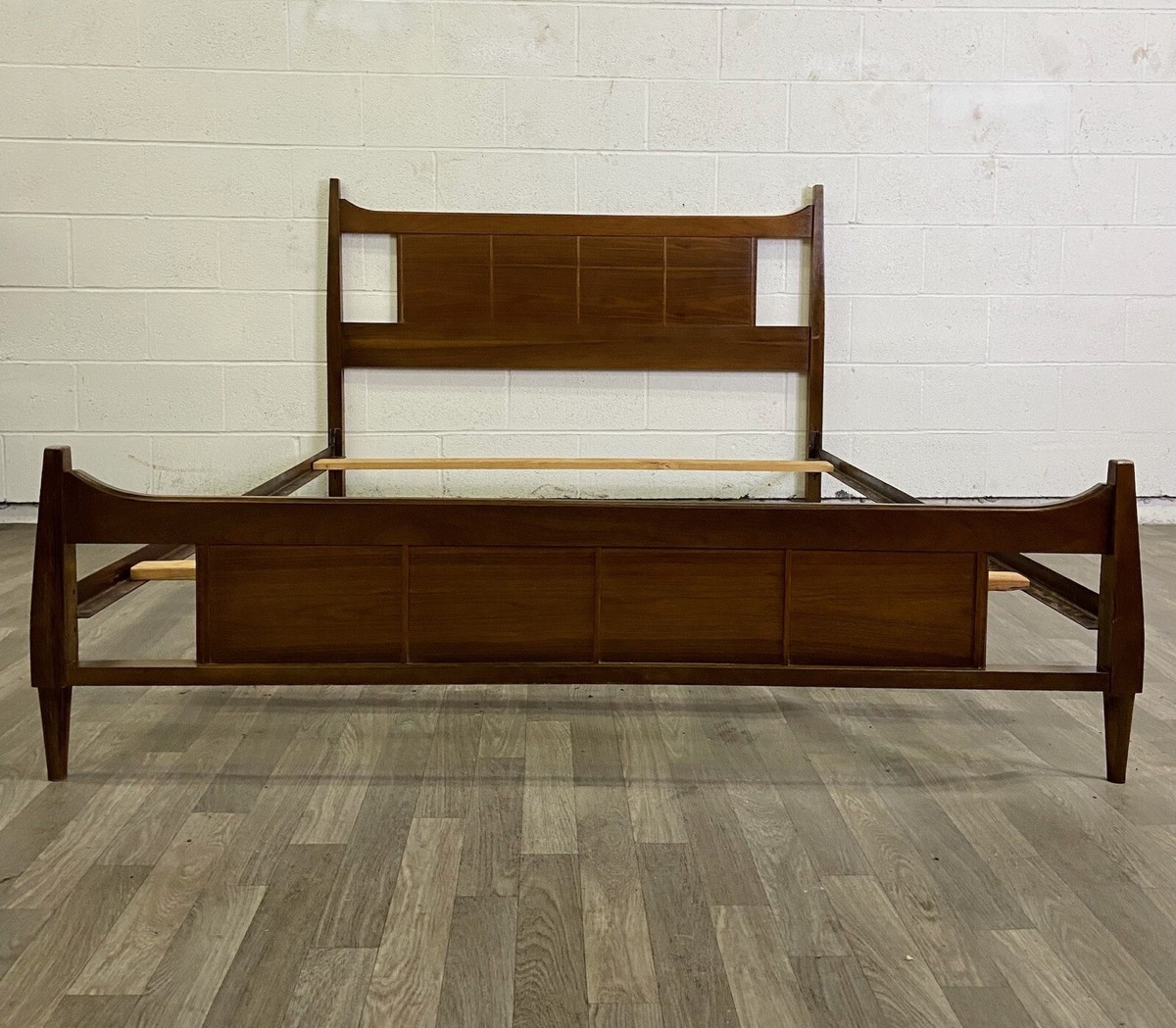 Vintage Wood Bed Frame VECELO Metal Platform Bed Frame With Rustic
