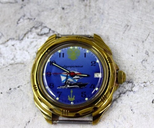 Vostok Komandirskiye Naval Forces russe montre-bracelet travail ...