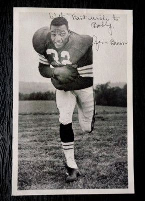 JIM BROWN ROOKIE ERA TEAM ISSUED PICTURE OBTAINED THROUGH THE MAIL IN ...