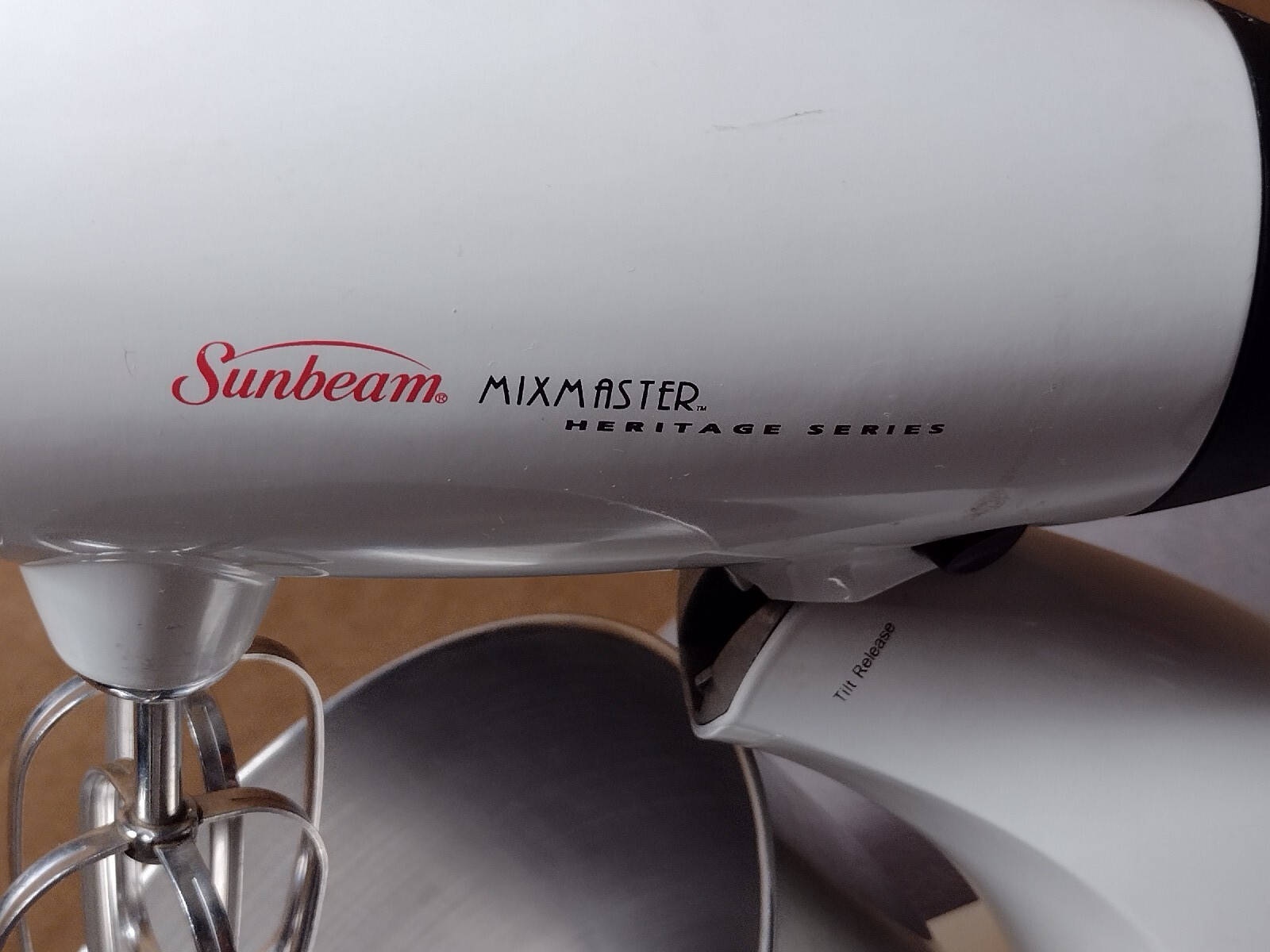 Sunbeam Mixmaster Heritage Series 12-Speed Tilt-Head Food Mixer ...