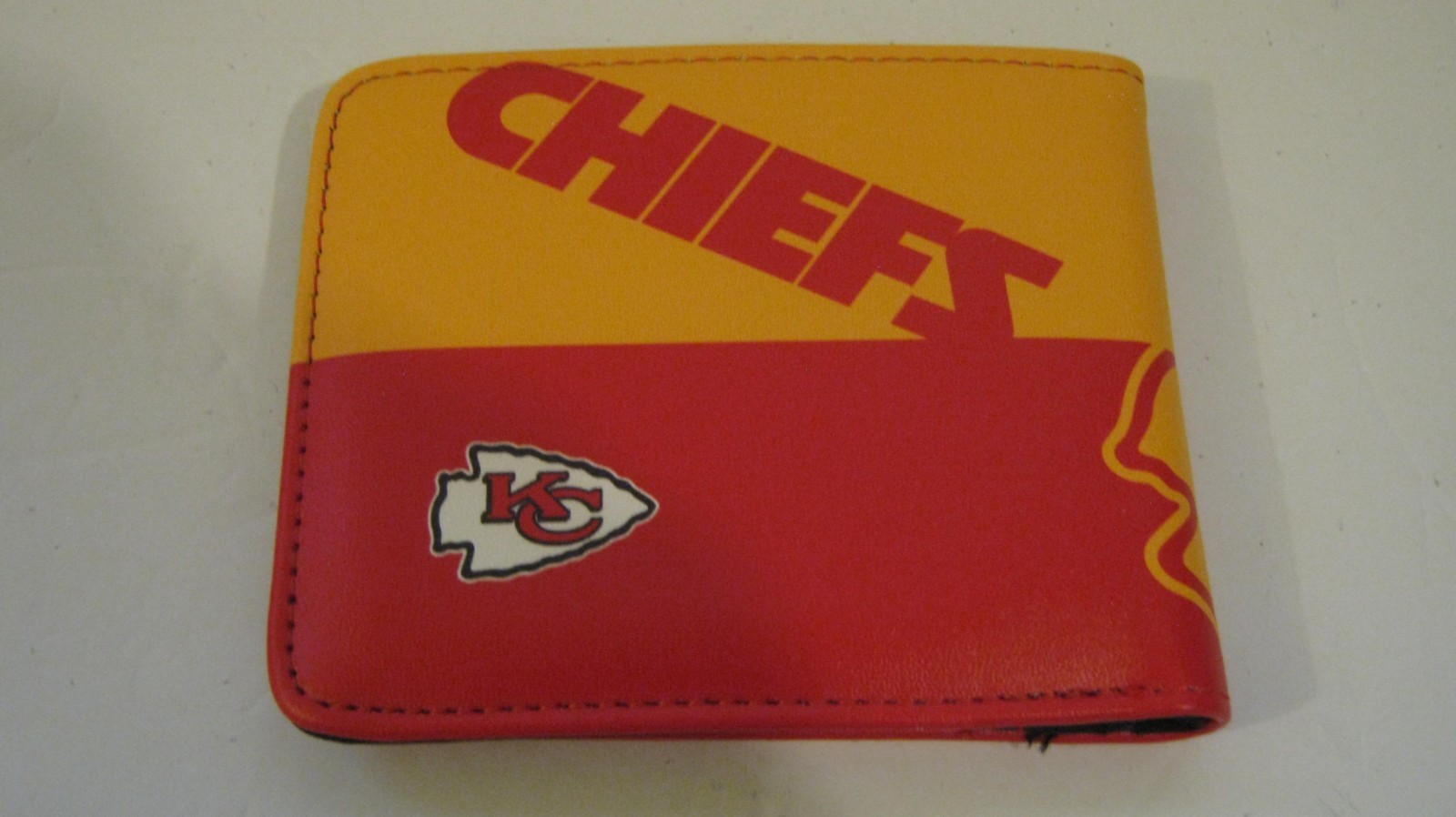 New NFL Kansas City KC Chiefs Mens Printed Logo Leather Bi-Fold ...