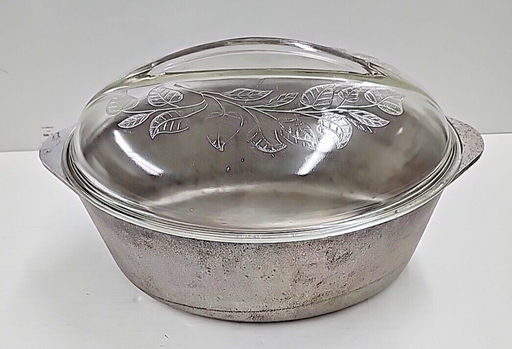 Vintage Club Aluminum Cookware Hammercraft Oval Dutch Oven