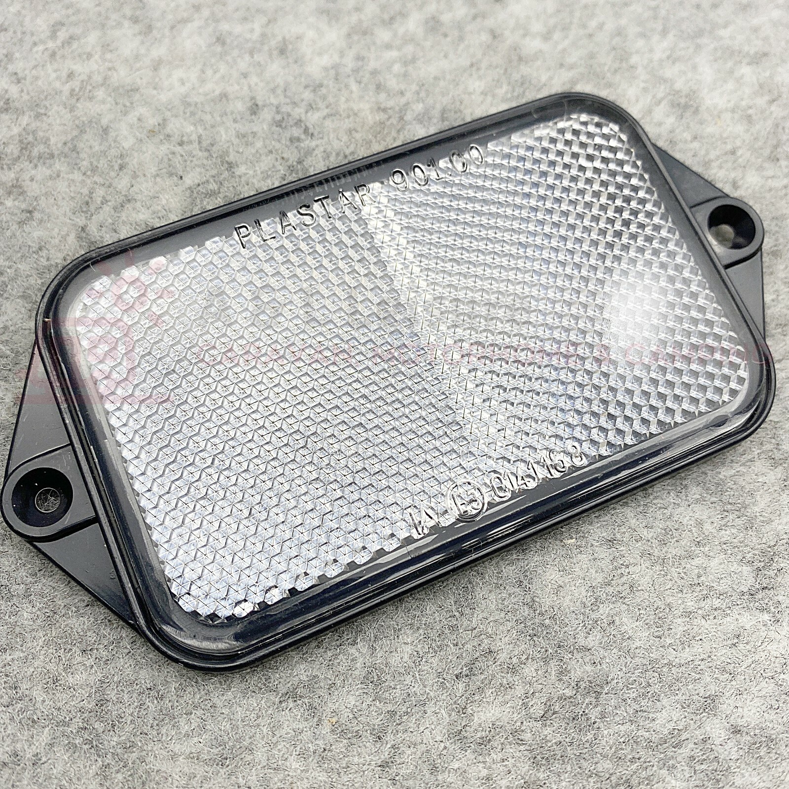 PLASTAR Rectangle Reflector WHITE Caravan, M-Home, Trailer Horse Box ...