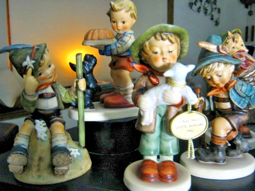 Lot of 5 Goebel Lost Sheep/Begging Share/Flower Vendor/Hello World ...