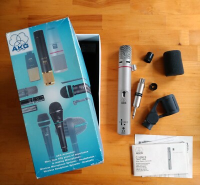 AKG C1000 S Small Diaphragm Condenser Microphone w/Accessories ...
