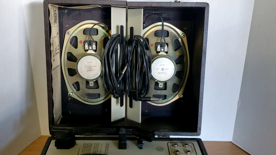 Vintage CALIFONE 1130K Stereo Turntable Record Player w/ Dual Speaker ...