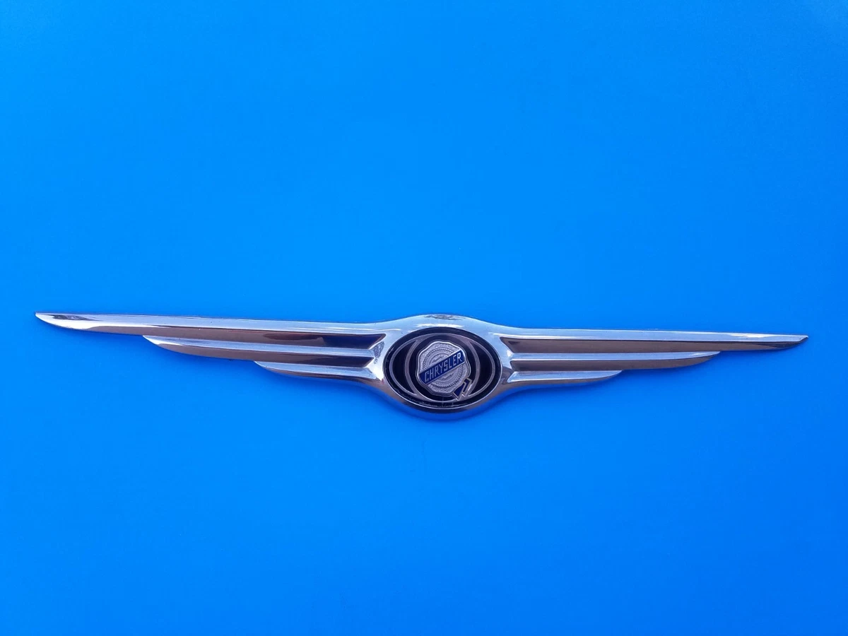Chrysler 300 Emblem