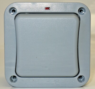 WEATHERPROOF WATERPROOF 1 GANG SINGLE LIGHT SWITCH OUTDOOR STORM ...