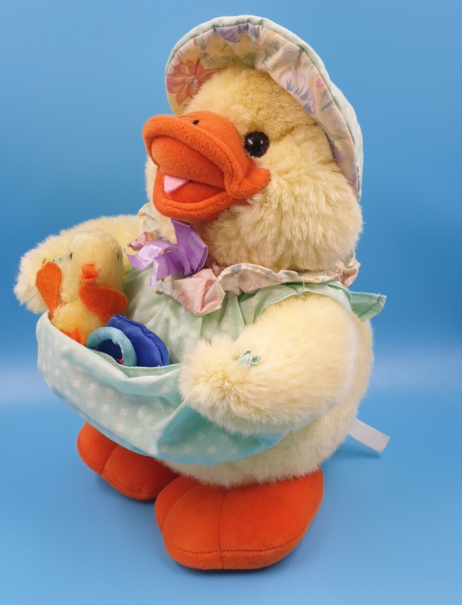 Vintage Größere Ente mit Kleidung & Baby 90er Plüschtier Kuscheltier ...