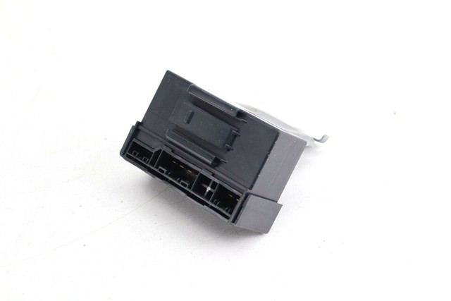 Honda Accord Hybrid Sub Relay Module Control Unit 38330-t2a-a01 OEM 17 ...