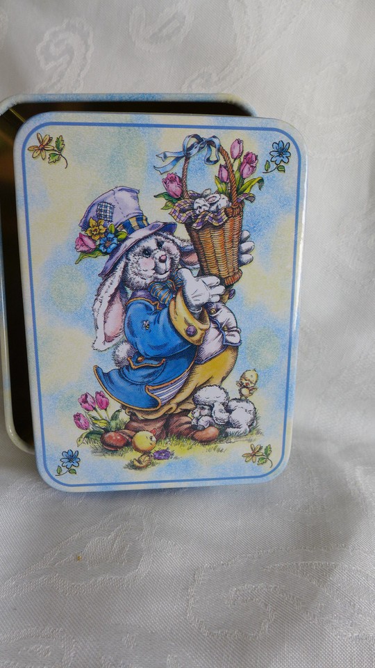 HANDMADE PAINTED METAL BOX HOME DECOR FOR YOUR TREASURES 5 X 4 X 1.7 ...