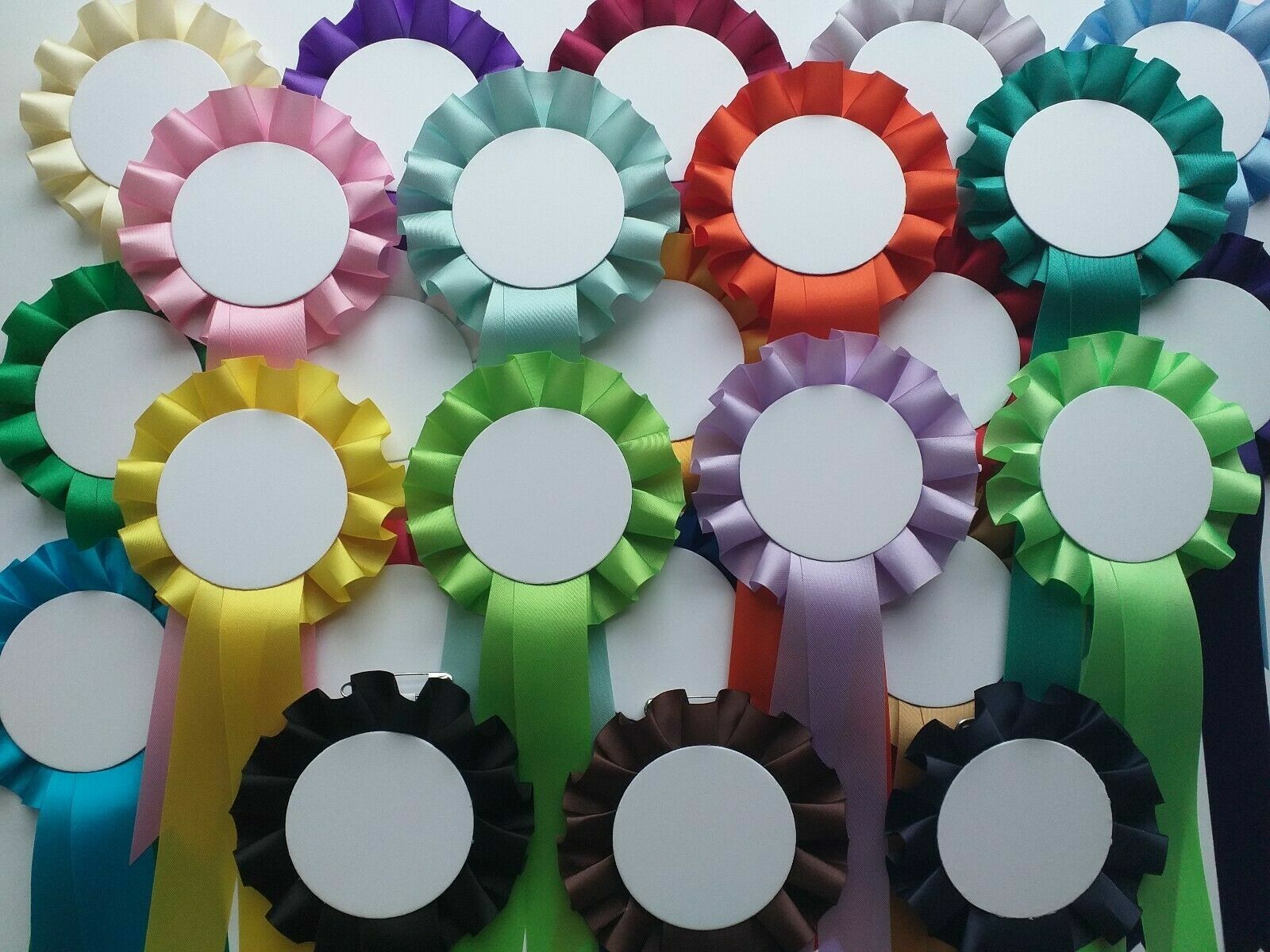 Blank rosettes, 10 rosettes per pack, personalised yourself Plain White ...