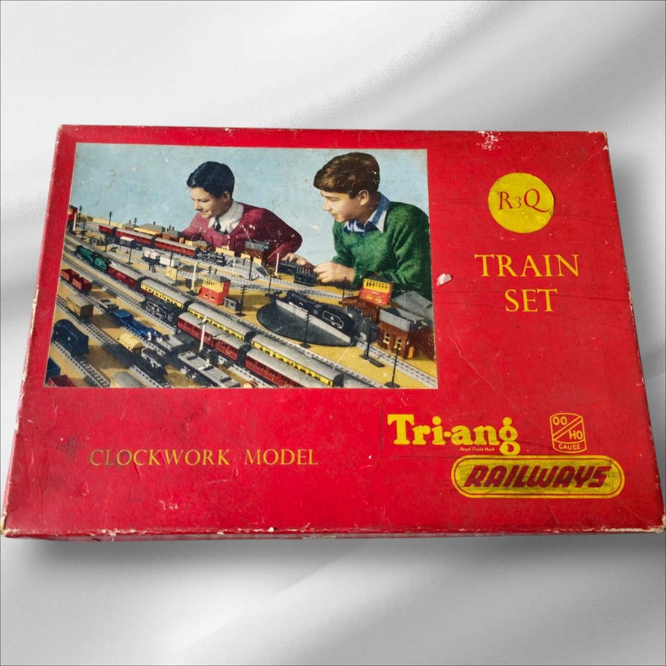 Vintage Hornby Tri-ang Railways Clockwork Model R3Q Train Set 1960s ...
