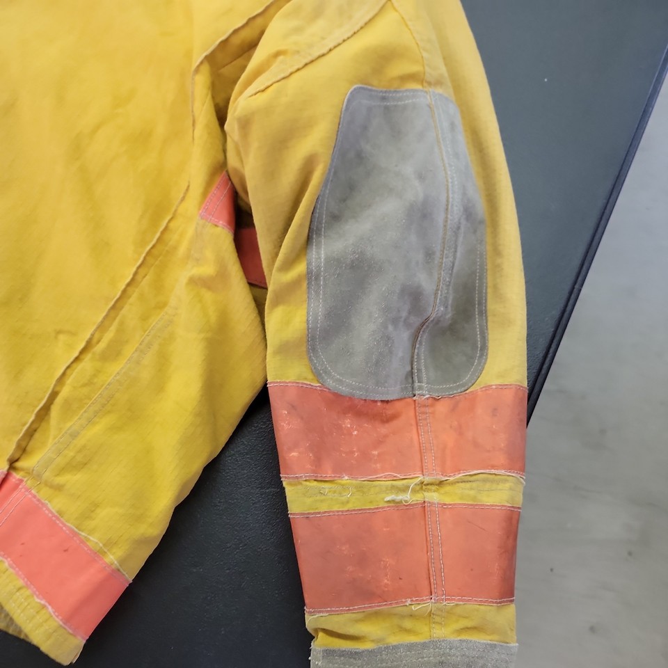 GLOBE GX-7 52 x 32 Firefighter Turnout Bunker Jacket FIRE GEAR RESCUE ...