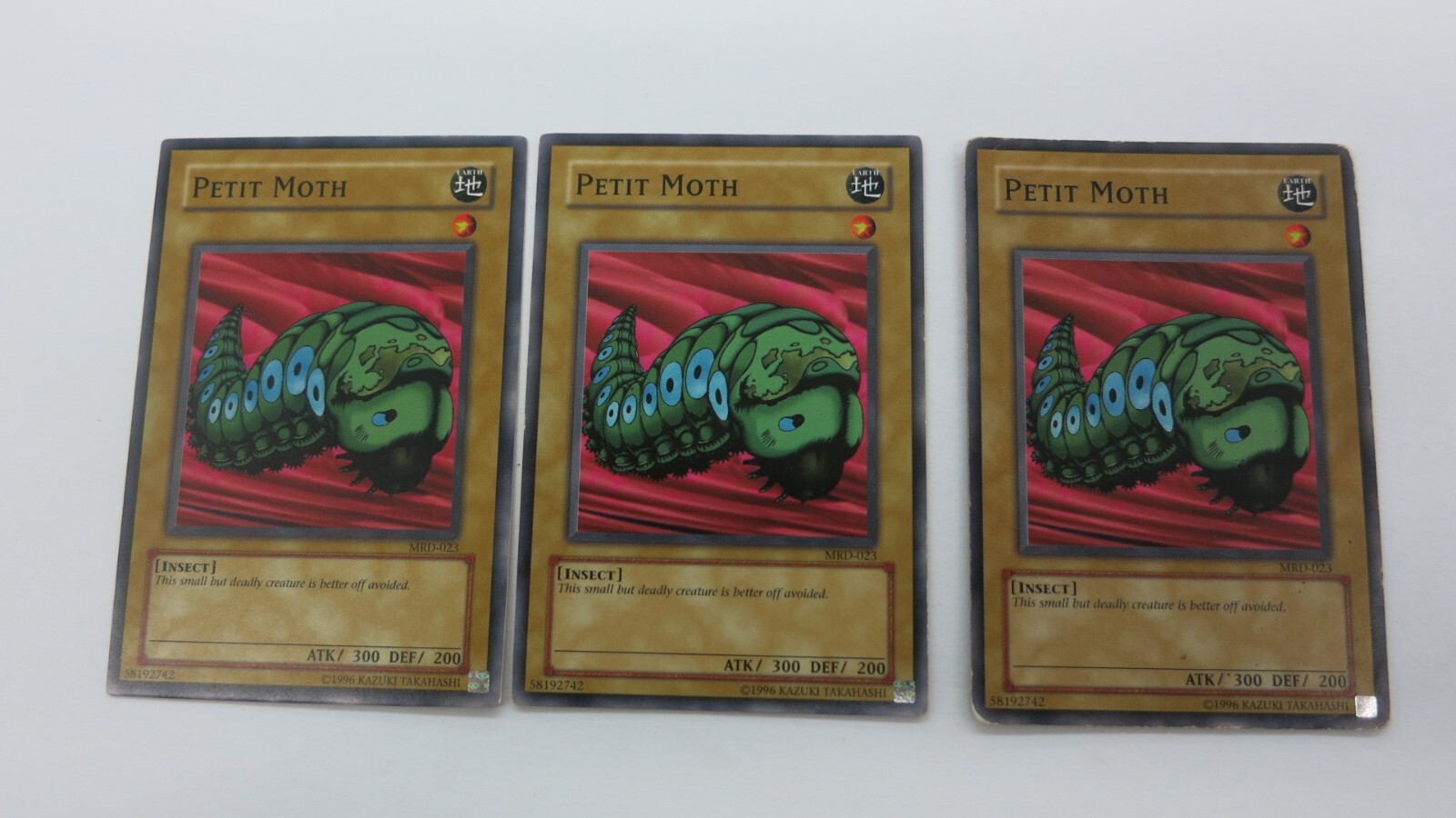 3x PETIT MOTH MONSTER MRD-023 UNLIMITED COMMON YUGIOH 2 NM 1 HP | eBay