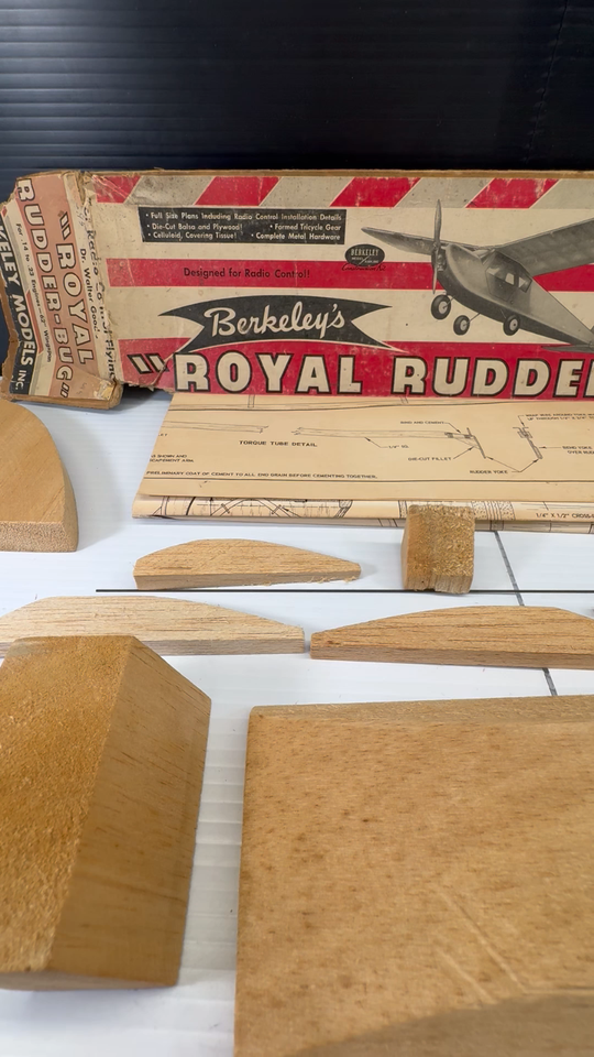 Vintage Berkeley Models "Royal Rudder Bug" Balsa Model Airplane Kit 62 ...