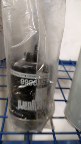 FLEETGUARD FUEL WATER SEPARATOR FS19868 | eBay