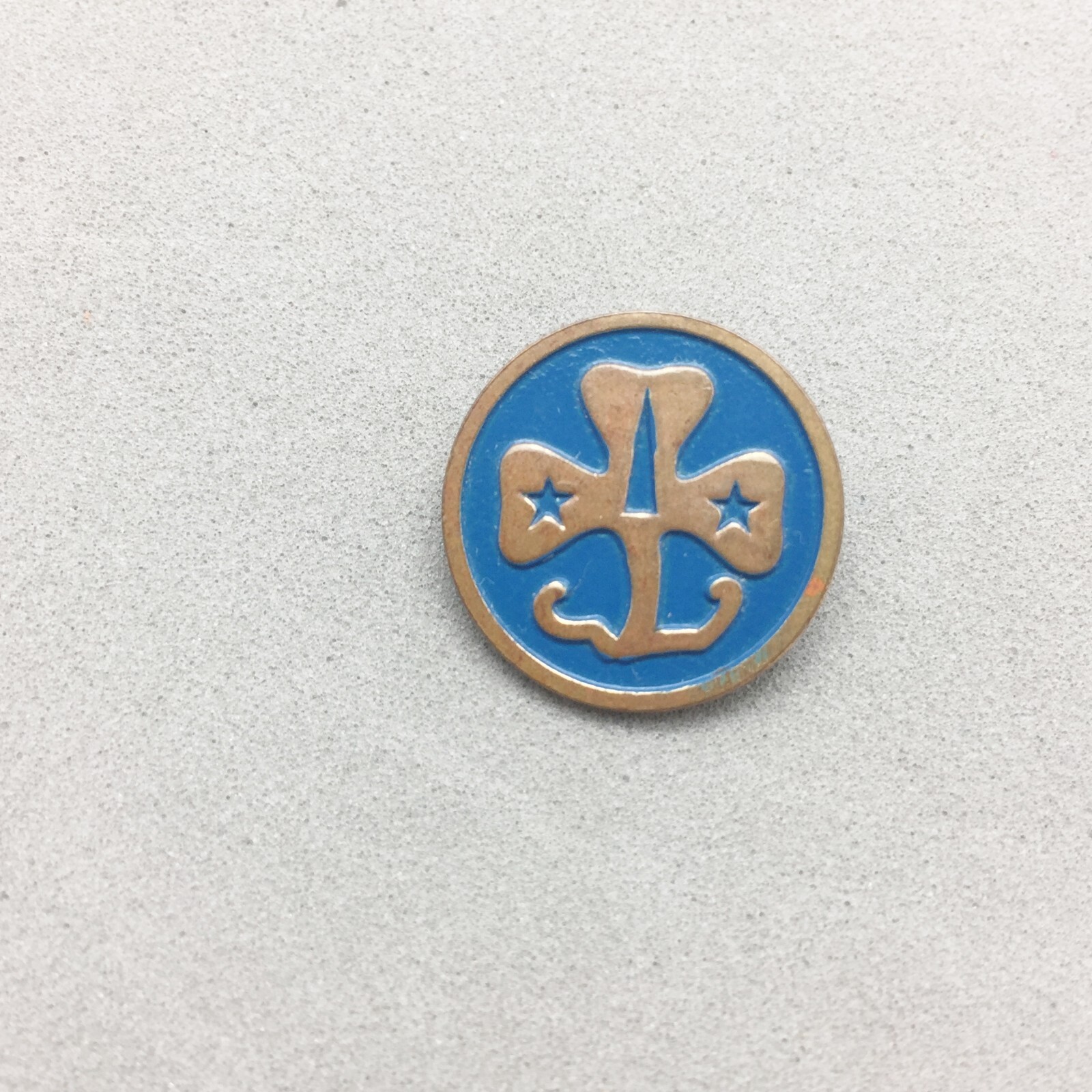 Girl Scouts of America Trefoil Pin Blue Cadet World Association Gold ...