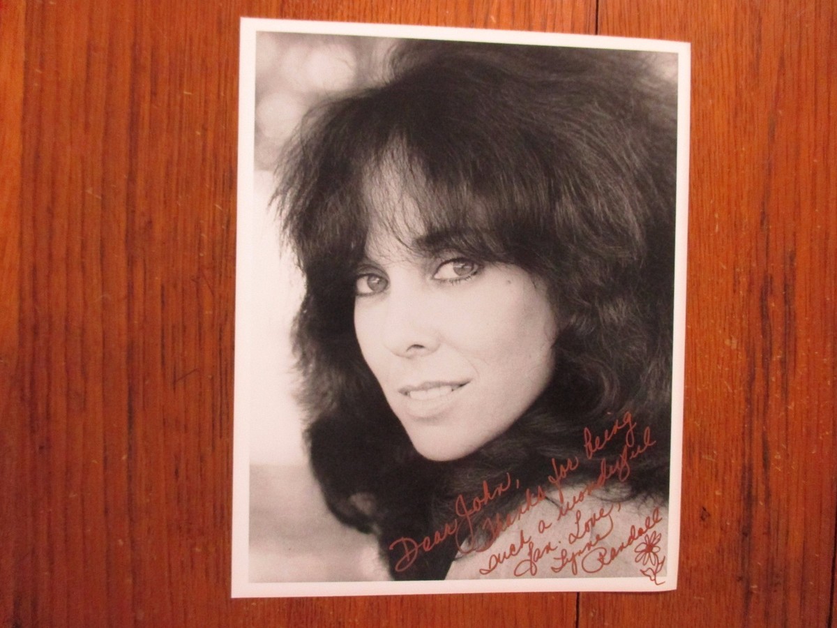 Lynne Randall's Instagram, Twitter & Facebook on IDCrawl