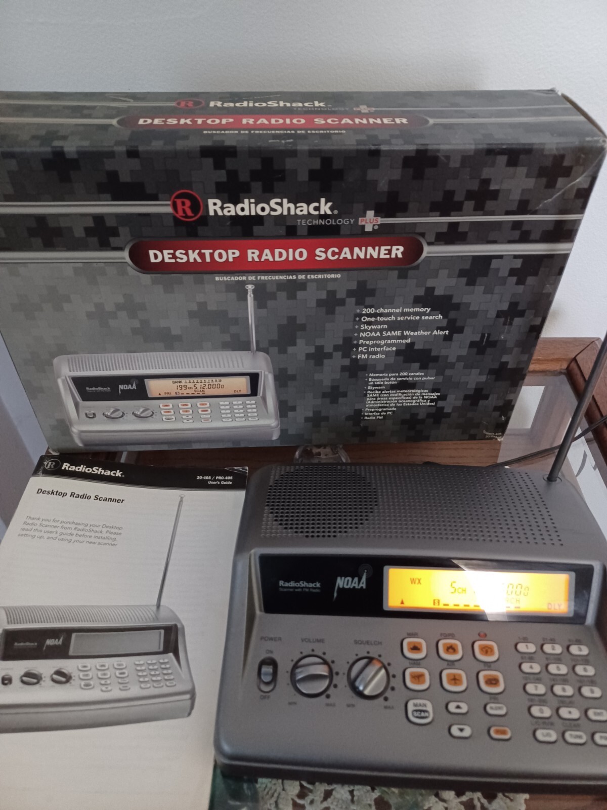 RadioShack Pro-405 200-channel Desktop Radio Scanner 6490722 for sale ...