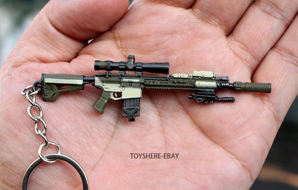 mini gun BIOHAZHARD 8 village SA110 sniper metal keychain toy gift 12cm ...