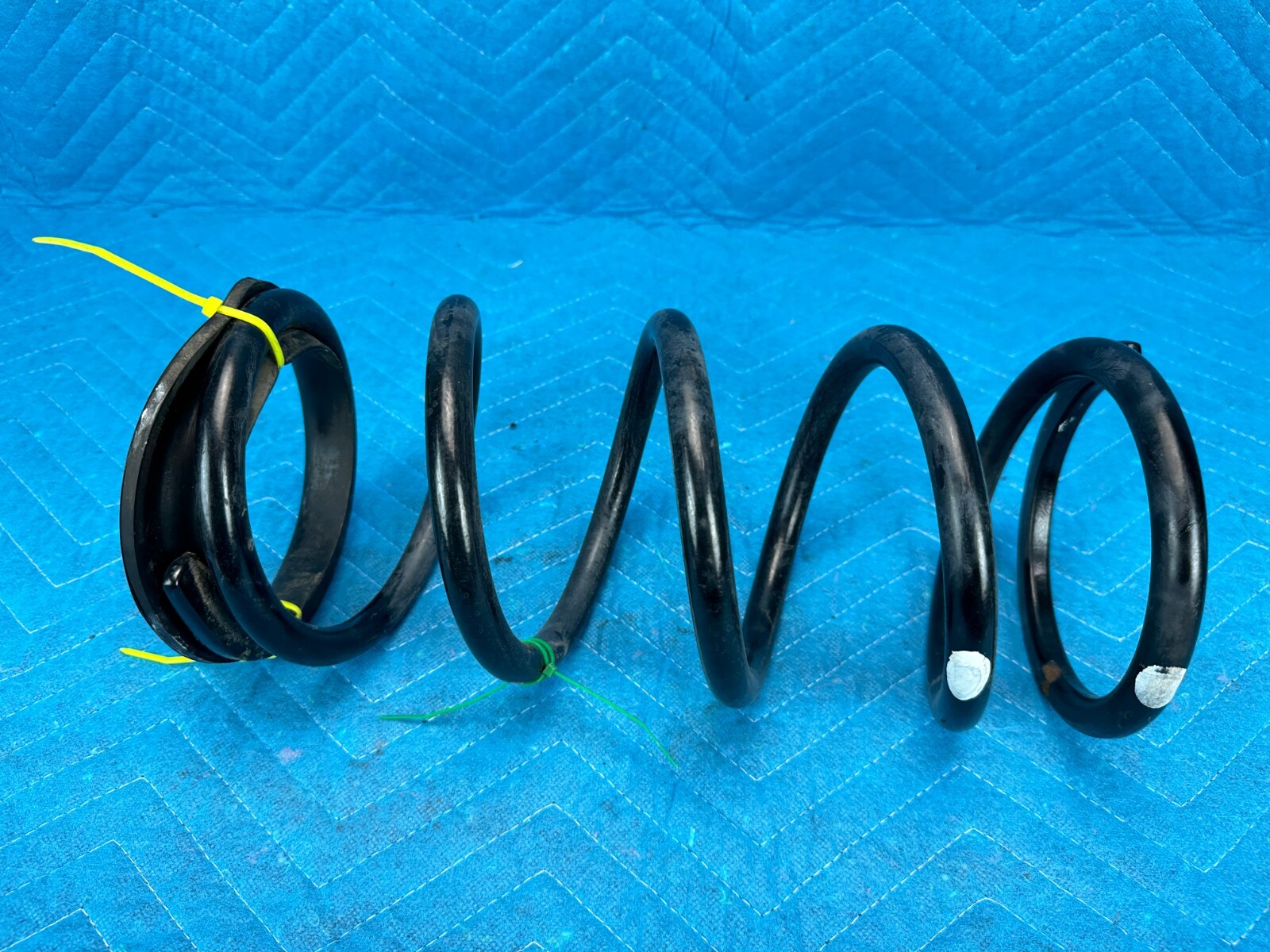 Lexus RX350 Rear Coil Spring RH or LH 48231-0E030 62K 2010-2015 OEM | eBay