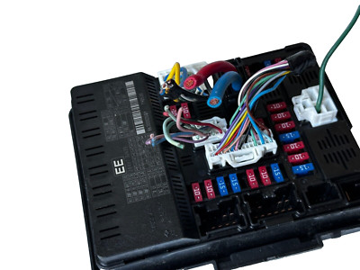 2017 - 2019 Nissan Pathfinder Fuse Box Relay Control Module 284B7 3JV2D ...