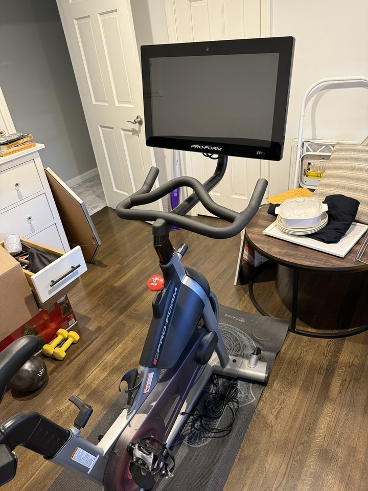 ProForm Studio Bike Pro 22” HD Touchscreen – Excellent Condition | eBay