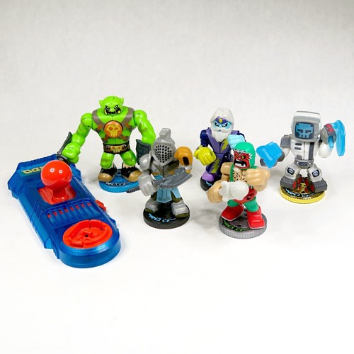 Akedo Lot of 5 Mini-Figures & Controller Tonk Loco Aximus Thunderwind ...
