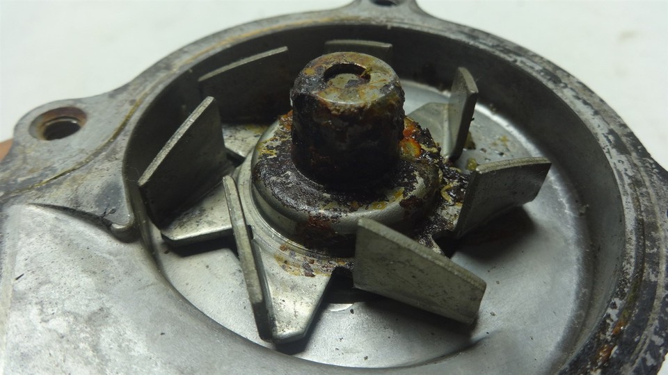 91 KAWASAKI ZX600 ZX 600 NINJA KM130B ENGINE COOLANT WATER PUMP | eBay