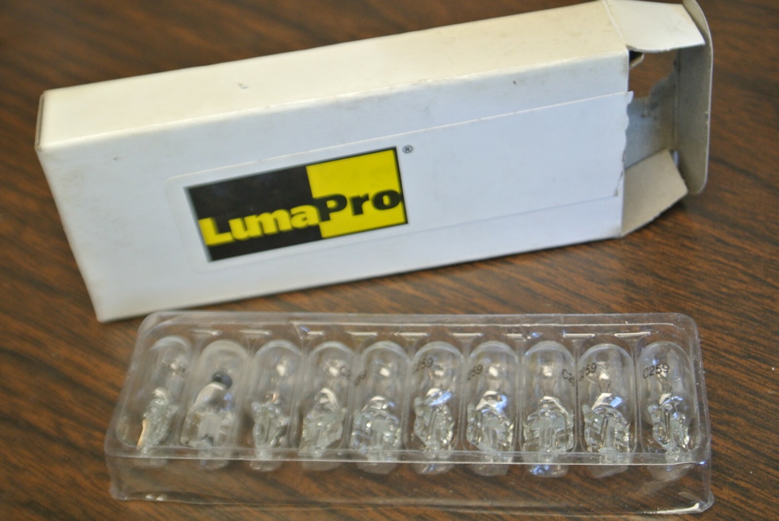 BOX of 10 / LumaPro 2FMN2 MINIATURE LAMP / 1.5W /,6.3V / T3-1/4 / NEW ...