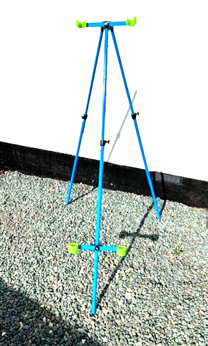 SEA FISHING TRIPOD BEACH ROD STAND FOR 2 X SEA FISHING RODS REELS BLUE ...