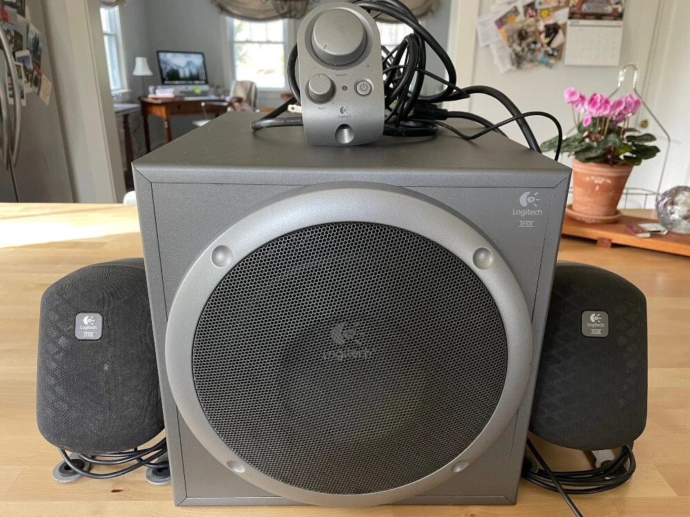 Logitech Z2200