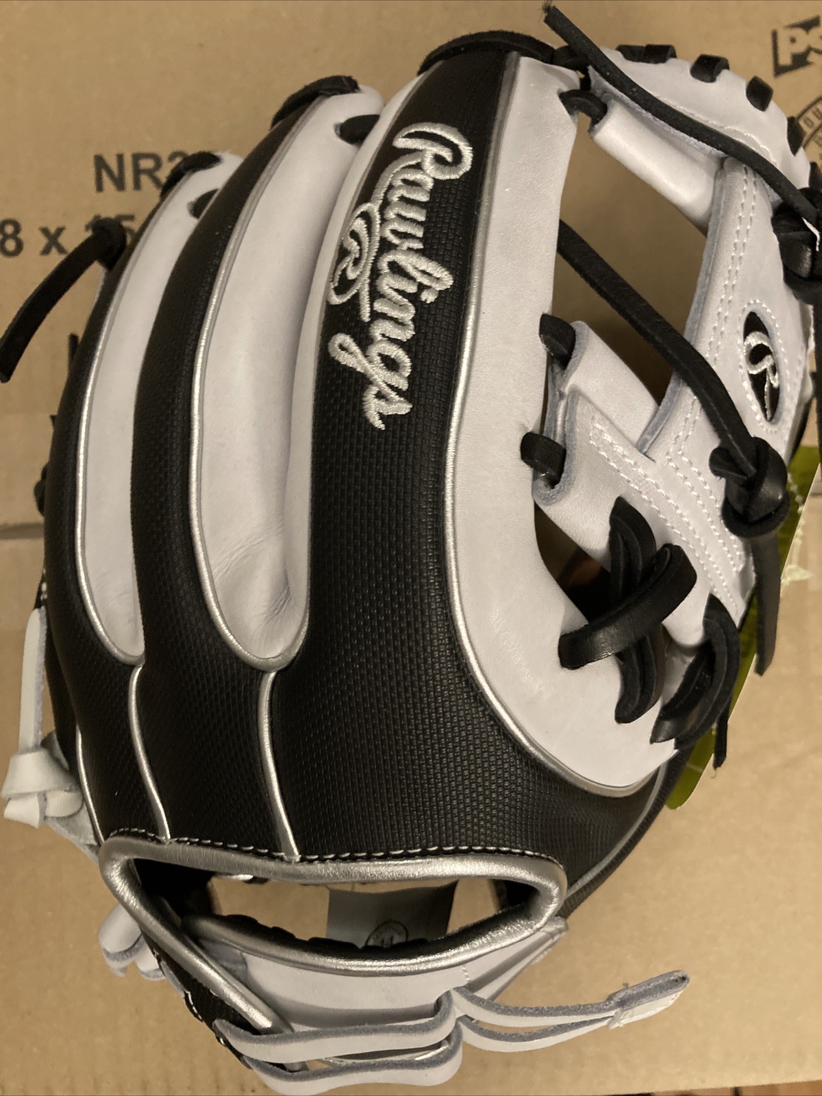 Rawlings Heart of the Hide Softball Glove 11.75" RHT PROR715SB-2WSS ...