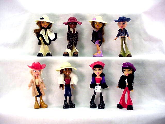MCDONALDS - 2003 BRATZ COMPLETE HAPPY MEAL SET - MIB