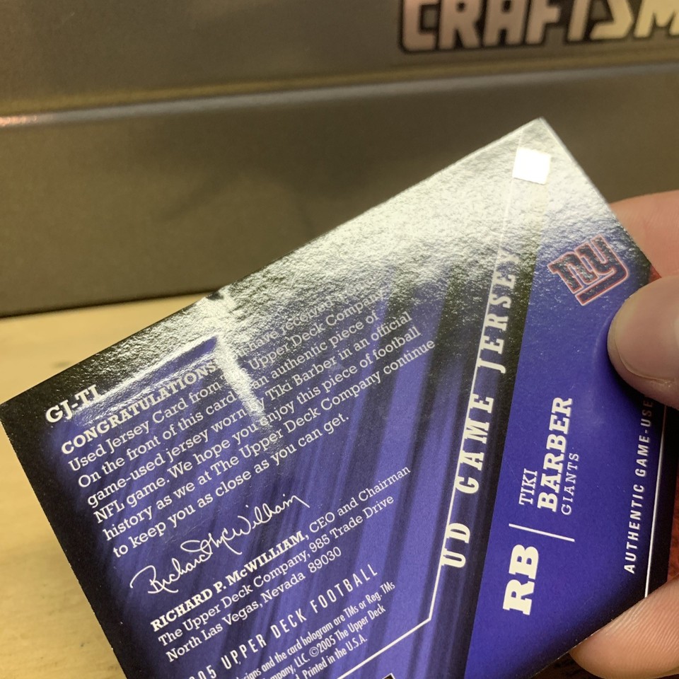 2005 Upper Deck Tiki Barber GJ-TI Jersey Game Used Patch Giants ...