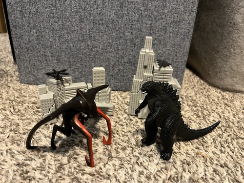 Bandai Godzilla & Muto Pack Of Destruction 3.75" Lot Used 2014 Very ...