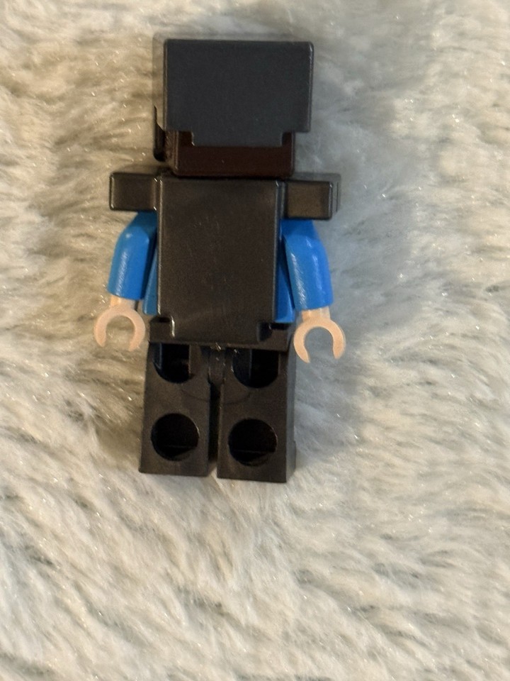 Lego Steve 21172 Minecraft Pearl Dark Gray Helmet, Armor and Legs ...