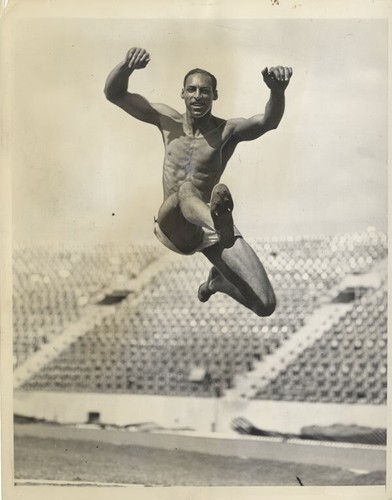 Edward Gordon Shirtless Long Jump US Olympic Track Star Original 7x9 ...