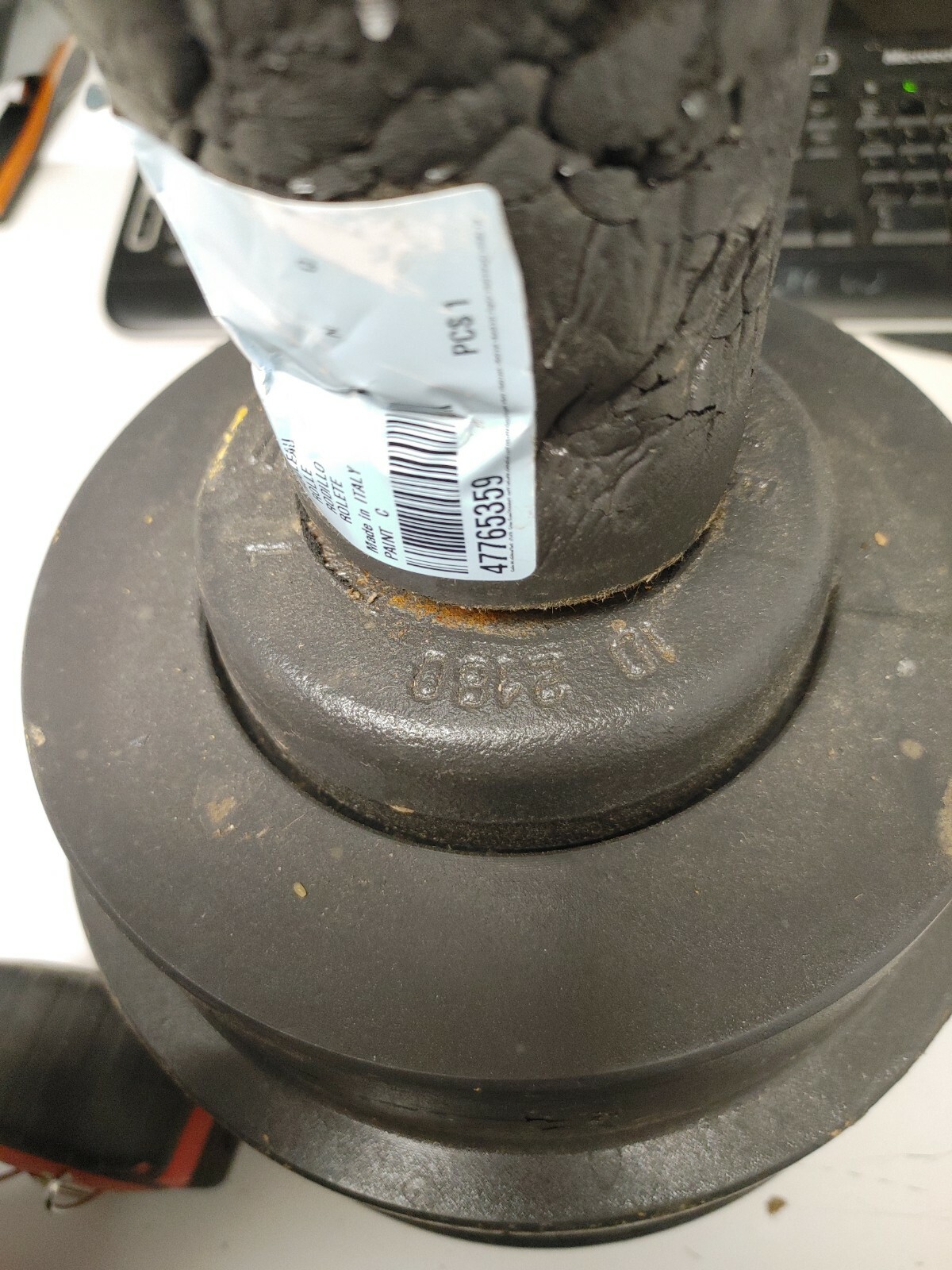 CNH Roller 47765359 ~ Berco SP1186 - 07 19 30E | eBay