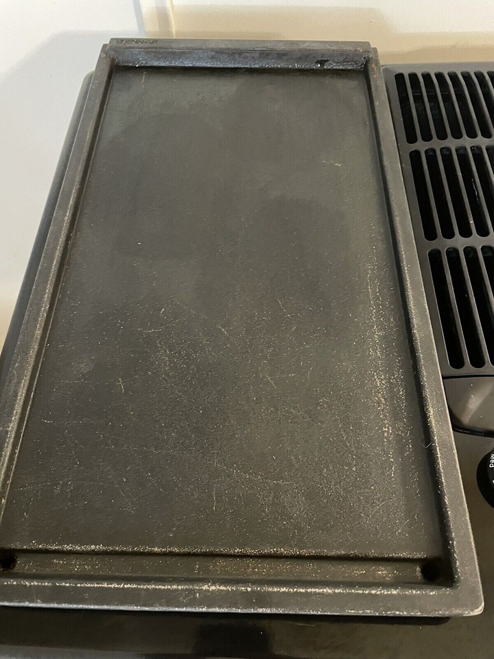 30” Jenn Air Black Downdraft Cooktop JGD8130ADB 2 Burners Grill Griddle ...