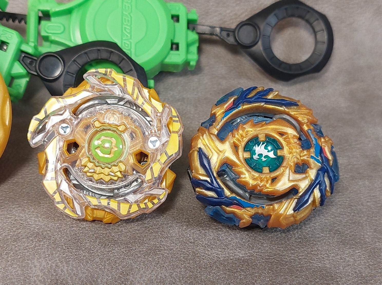 Beyblade Balar B4 Apocalypse A5 Betromoth B4 Fafnir F3 Lot P2 | eBay