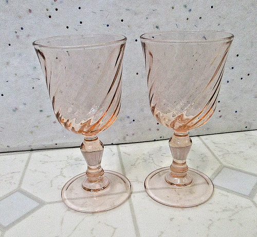 Pink swirled glass aperitif/ cordial miniature goblets, 4" tall, set of ...
