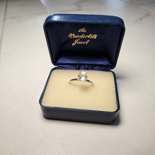 Vintage 80's The Vanderbilt Jewel 1 Carat Solitaire Ring Silver Setting ...