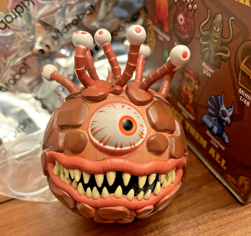 Kidrobot Dungeons & Dragons BEHOLDER 1st Ed Series 1 Monster Mini Vinyl ...