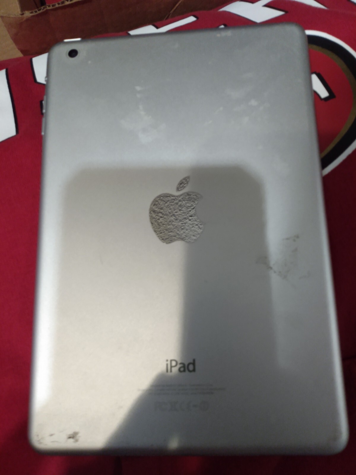 Apple iPad Mini A1432 White 16GB Locked | eBay