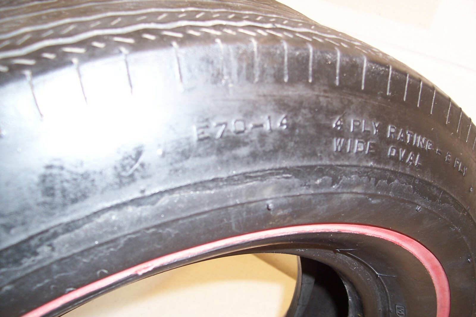 69 70 UNIROYAL TIGER PAW RED LINE TIRE E70 X 14 DOT CAMARO FIREBIRD ...