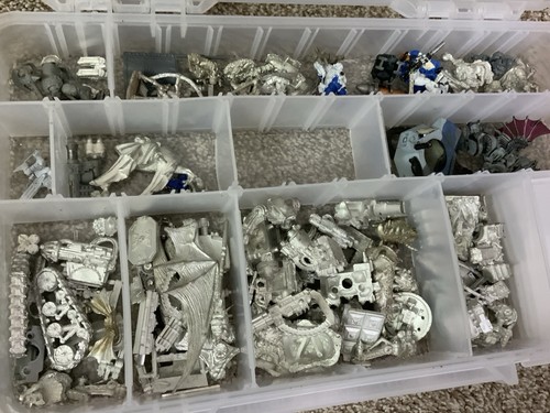 VTG Warhammer 40k Figure Lot of 100 Figures & Parts Mixed Metal ...