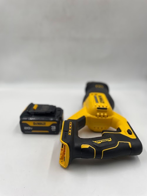 DeWalt DCS382 20V MAX XR Brushless Reciprocating Saw DCB230 NEW, NO BOX ...